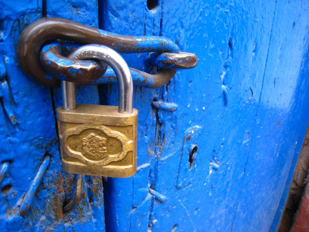 Choosing the right storage unit padlocks and how to maintain it them